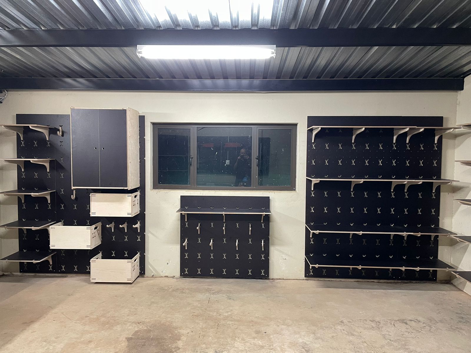 Maximise Your Garage Space with our Premium Storage Cabinets - Wallock